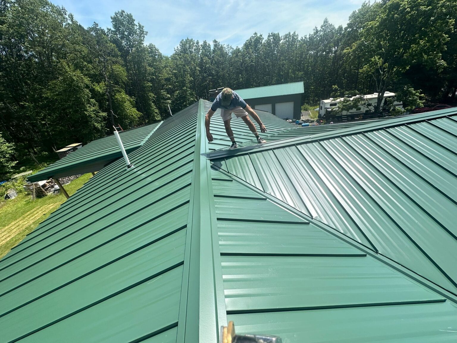 Metal Roof – Mega Roofing And Siding Contractors Llc